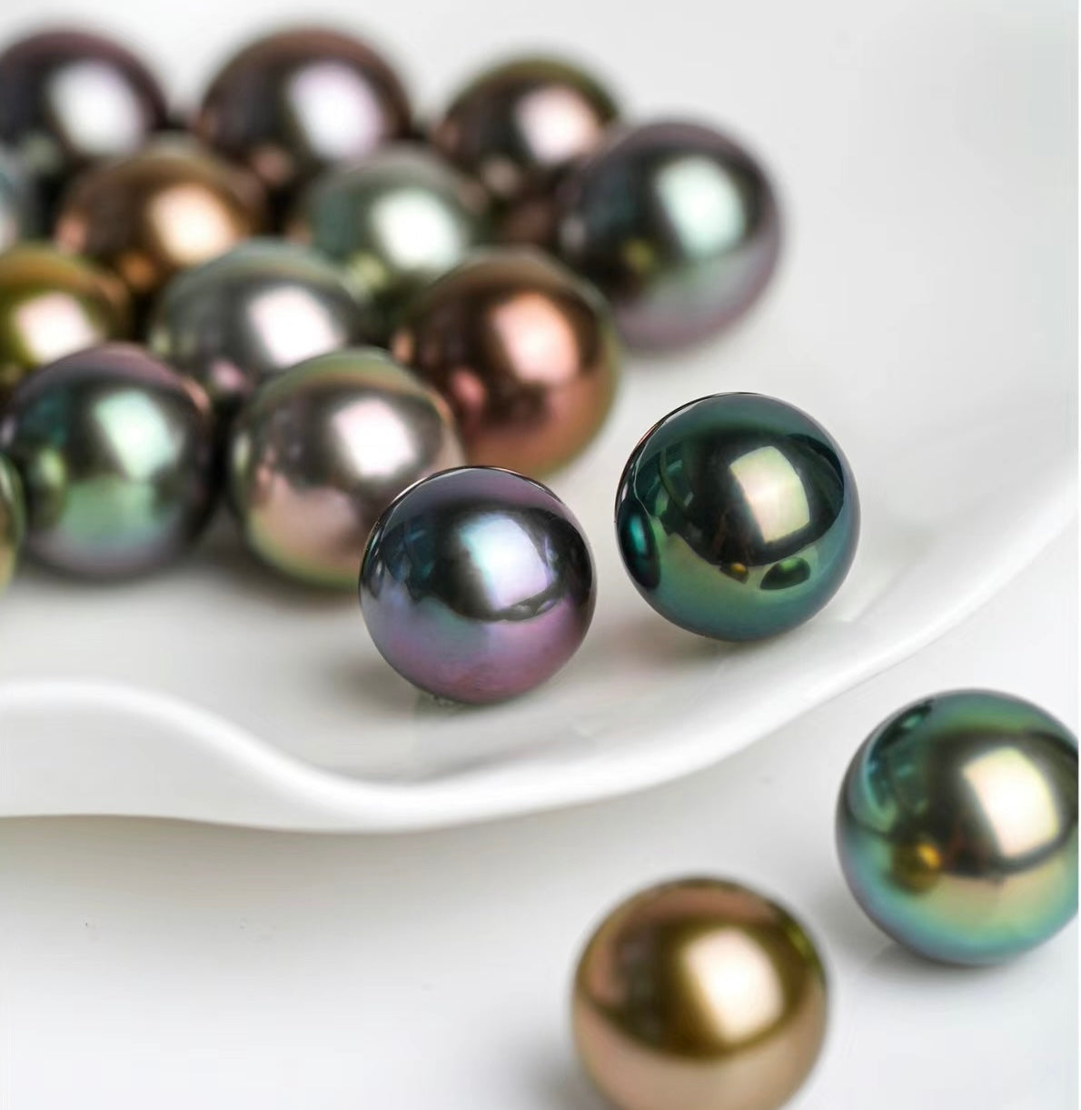 Tahitian Pearls: Exotic Jewelry | GRACE SELECTED