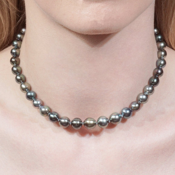 Tahitian Black Pearls Strand | Natural Beauty | GRACE SELECTED